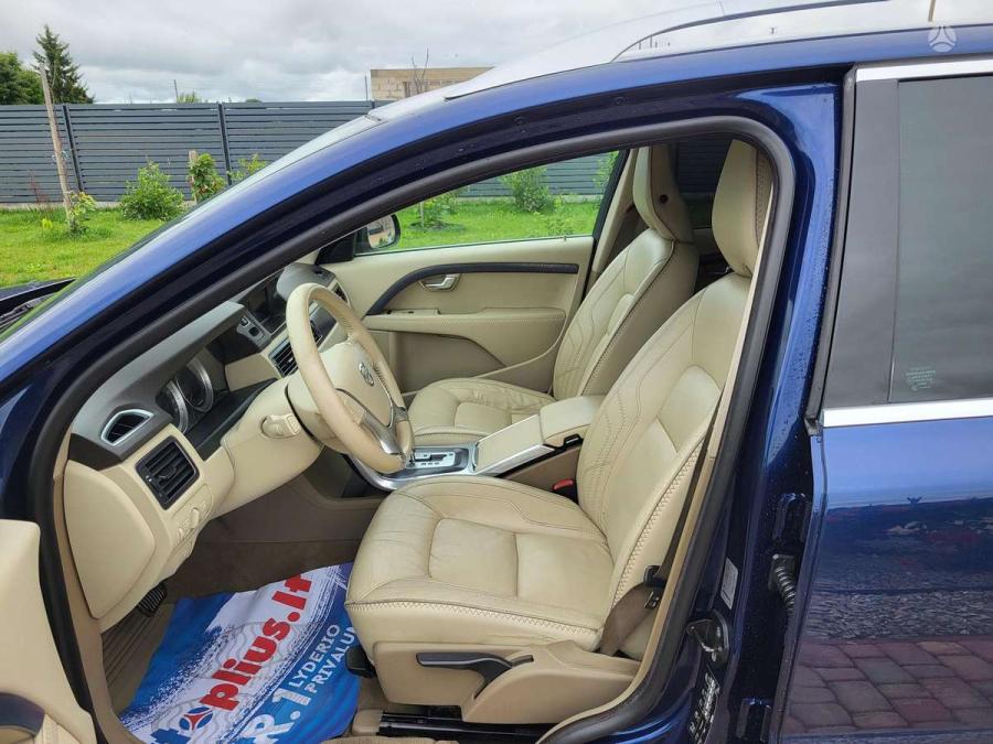 Blue Volvo V70 2012 in Vilnius, with an engine capacity of 1.98 L and mileage of 314 thousand km for 5550 €, photo 17 on AUTOMOTO.COM.LV