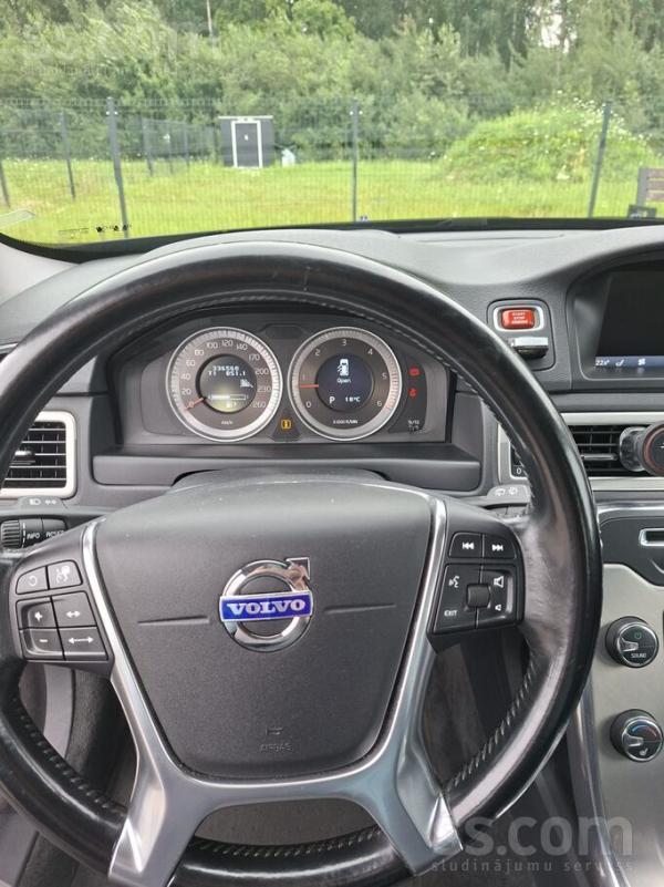 Zils Volvo V70 2012 Aizkraukle, ar dzinēja tilpumu 2.00 L un nobraukumu 337 tūkst. km par 6600 €, foto 7 vietnē AUTOMOTO.COM.LV