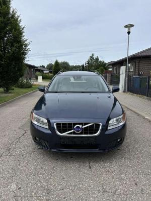 Zils Volvo V70 2012 Kauņa, ar dzinēja tilpumu 1.98 L un nobraukumu 291 tūkst. km par 6000 €, foto 4 vietnē AUTOMOTO.COM.LV