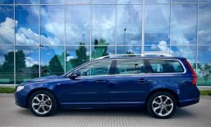 Zils Volvo V70 2012 Rēzekne, ar dzinēja tilpumu 2.00 L un nobraukumu 259 tūkst. km par 6990 €, foto 5 vietnē AUTOMOTO.COM.LV