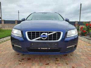 Blue Volvo V70 2012 in Vilnius, with an engine capacity of 2.00 L and mileage of 314 thousand km for 5499 €, photo  on AUTOMOTO.COM.LV