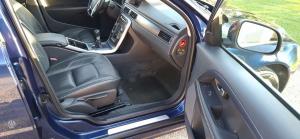 Blue Volvo V70 2012 in Vilnius, with an engine capacity of 1.98 L and mileage of 314 thousand km for 5850 €, photo 23 on AUTOMOTO.COM.LV