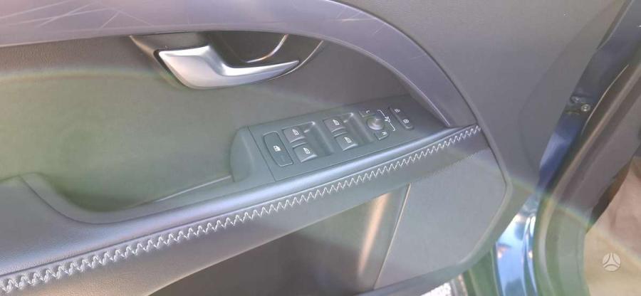 Blue Volvo V70 2012 in Vilnius, with an engine capacity of 1.98 L and mileage of 314 thousand km for 5850 €, photo 27 on AUTOMOTO.COM.LV
