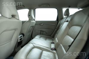 Blue Volvo V70 2012 in Riga, with an engine capacity of 2.40 L and mileage of 247 thousand km for 6200 €, photo 7 on AUTOMOTO.COM.LV