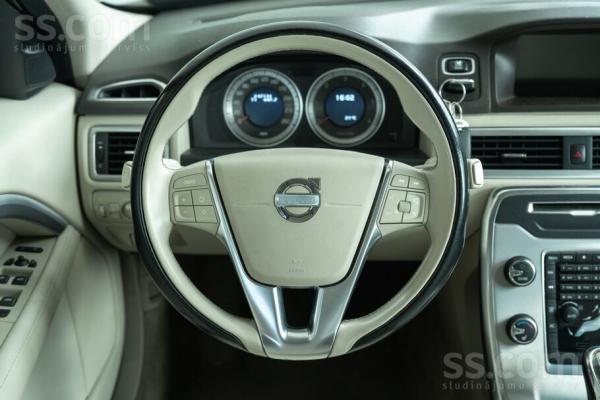 Volvo V70 2012 Rīga vietnē Zils Volvo V70 2012 Rīga, ar dzinēja tilpumu 2.40 L un nobraukumu 247 tūkst. km par 6200 €, foto 11 vietnē AUTOMOTO.COM.LV