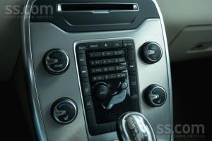 Blue Volvo V70 2012 in Riga, with an engine capacity of 2.40 L and mileage of 247 thousand km for 6200 €, photo 14 on AUTOMOTO.COM.LV