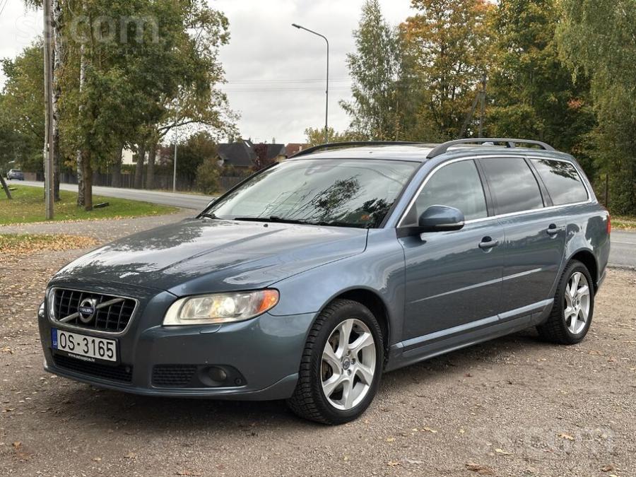 Blue Volvo V70 2012 in Riga, with an engine capacity of 2.00 L and mileage of 354 thousand km for 4990 €, photo 1 on AUTOMOTO.COM.LV