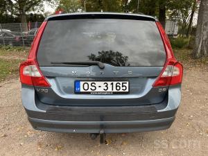 Blue Volvo V70 2012 in Riga, with an engine capacity of 2.00 L and mileage of 354 thousand km for 4990 €, photo 5 on AUTOMOTO.COM.LV