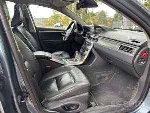 Blue Volvo V70 2012 in Riga, with an engine capacity of 2.00 L and mileage of 354 thousand km for 4990 €, photo 19 on AUTOMOTO.COM.LV