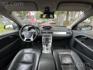 Blue Volvo V70 2012 in Riga, with an engine capacity of 2.00 L and mileage of 354 thousand km for 4990 €, photo 22 on AUTOMOTO.COM.LV