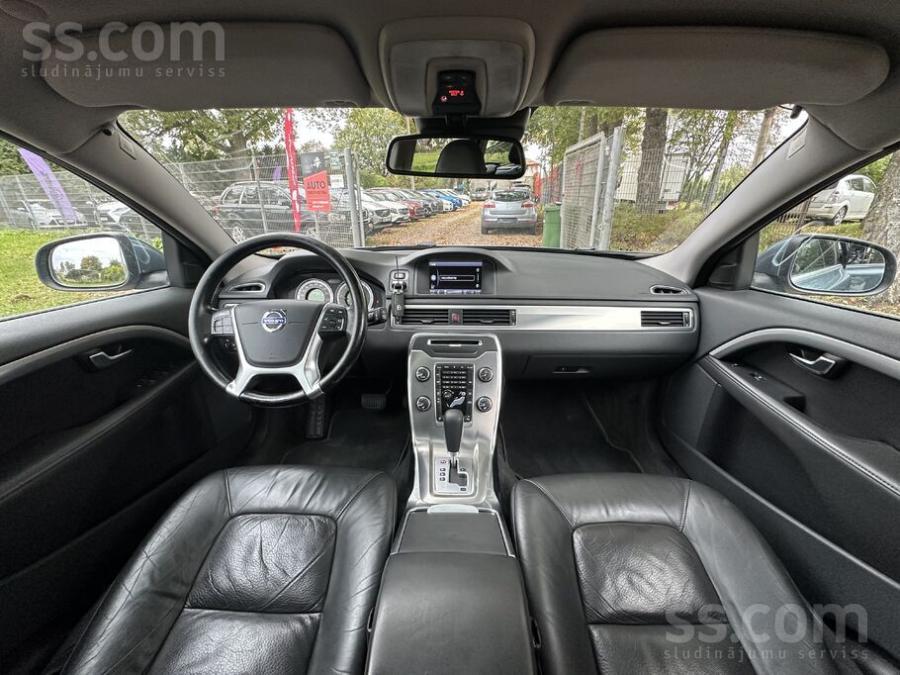 Blue Volvo V70 2012 in Riga, with an engine capacity of 2.00 L and mileage of 354 thousand km for 4990 €, photo 22 on AUTOMOTO.COM.LV