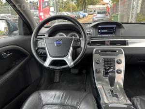 Blue Volvo V70 2012 in Riga, with an engine capacity of 2.00 L and mileage of 354 thousand km for 4990 €, photo 23 on AUTOMOTO.COM.LV