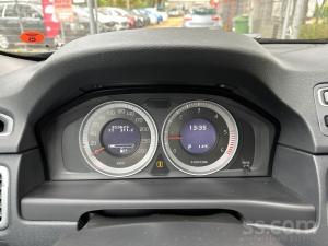 Blue Volvo V70 2012 in Riga, with an engine capacity of 2.00 L and mileage of 354 thousand km for 4990 €, photo 25 on AUTOMOTO.COM.LV