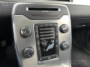 Blue Volvo V70 2012 in Riga, with an engine capacity of 2.00 L and mileage of 354 thousand km for 4990 €, photo 26 on AUTOMOTO.COM.LV