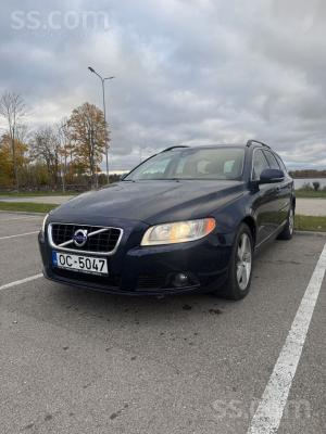 Zils Volvo V70 2012 Balvi, ar dzinēja tilpumu 2.40 L un nobraukumu 337 tūkst. km par 4550 €, foto 3 vietnē AUTOMOTO.COM.LV
