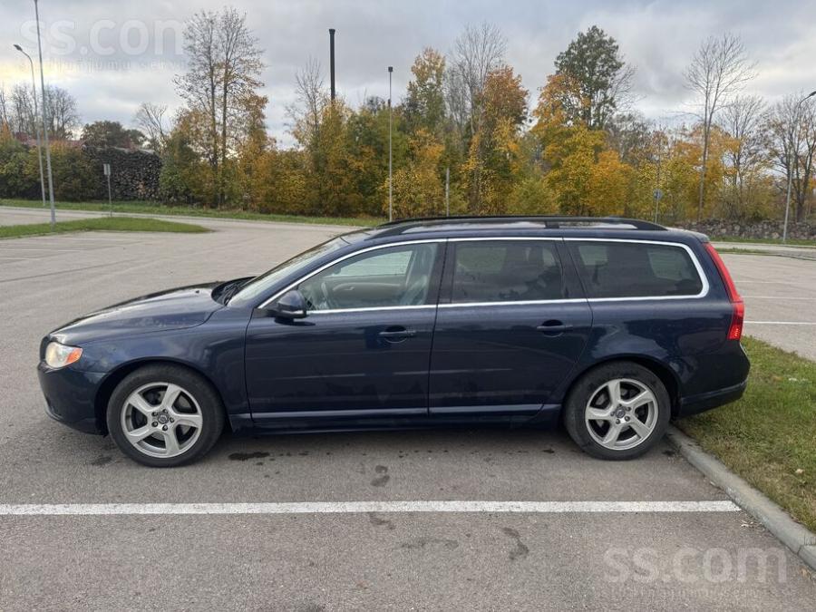 Zils Volvo V70 2012 Balvi, ar dzinēja tilpumu 2.40 L un nobraukumu 337 tūkst. km par 4550 €, foto 5 vietnē AUTOMOTO.COM.LV