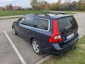 Zils Volvo V70 2012 Balvi, ar dzinēja tilpumu 2.40 L un nobraukumu 337 tūkst. km par 4550 €, foto 6 vietnē AUTOMOTO.COM.LV