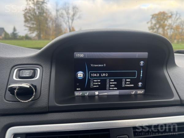 Zils Volvo V70 2012 Balvi, ar dzinēja tilpumu 2.40 L un nobraukumu 337 tūkst. km par 4550 €, foto 10 vietnē AUTOMOTO.COM.LV