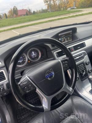 Zils Volvo V70 2012 Balvi, ar dzinēja tilpumu 2.40 L un nobraukumu 337 tūkst. km par 4550 €, foto 13 vietnē AUTOMOTO.COM.LV