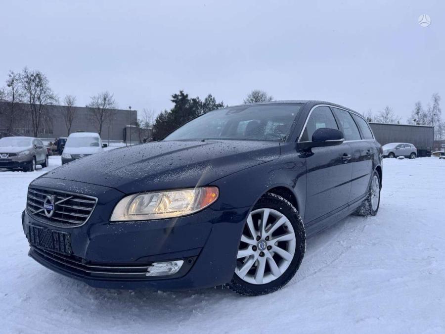 Blue Volvo V70 2013 in Alytus, with an engine capacity of 1.56 L and mileage of 245 thousand km for 7200 €, photo 6 on AUTOMOTO.COM.LV
