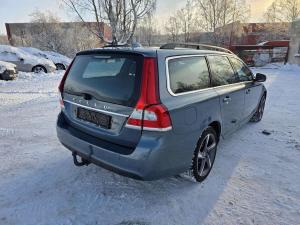 Zils Volvo V70 2013 Telšiai, ar dzinēja tilpumu 1.98 L un nobraukumu 297 tūkst. km par 5900 €, foto 3 vietnē AUTOMOTO.COM.LV