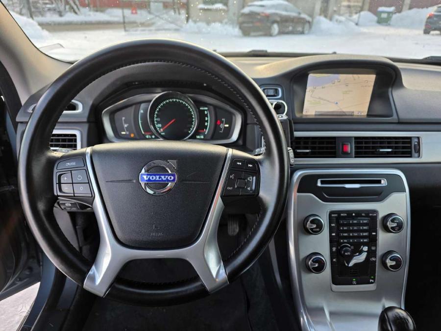 Zils Volvo V70 2013 Telšiai, ar dzinēja tilpumu 1.98 L un nobraukumu 297 tūkst. km par 5900 €, foto 28 vietnē AUTOMOTO.COM.LV