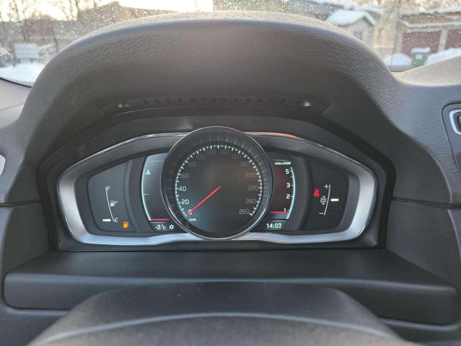 Zils Volvo V70 2013 Telšiai, ar dzinēja tilpumu 1.98 L un nobraukumu 297 tūkst. km par 5900 €, foto 29 vietnē AUTOMOTO.COM.LV