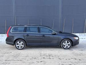 Zils Volvo V70 2013 Viļņa, ar dzinēja tilpumu 1.98 L un nobraukumu 307 tūkst. km par 6500 €, foto 3 vietnē AUTOMOTO.COM.LV