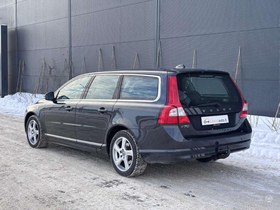 Zils Volvo V70 2013 Viļņa, ar dzinēja tilpumu 1.98 L un nobraukumu 307 tūkst. km par 6500 €, foto 6 vietnē AUTOMOTO.COM.LV