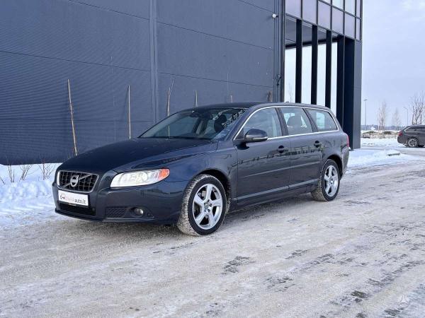 Blue Volvo V70 2013 in Vilnius, with an engine capacity of 1.98 L and mileage of 307 thousand km for 6500 €, photo 8 on AUTOMOTO.COM.LV