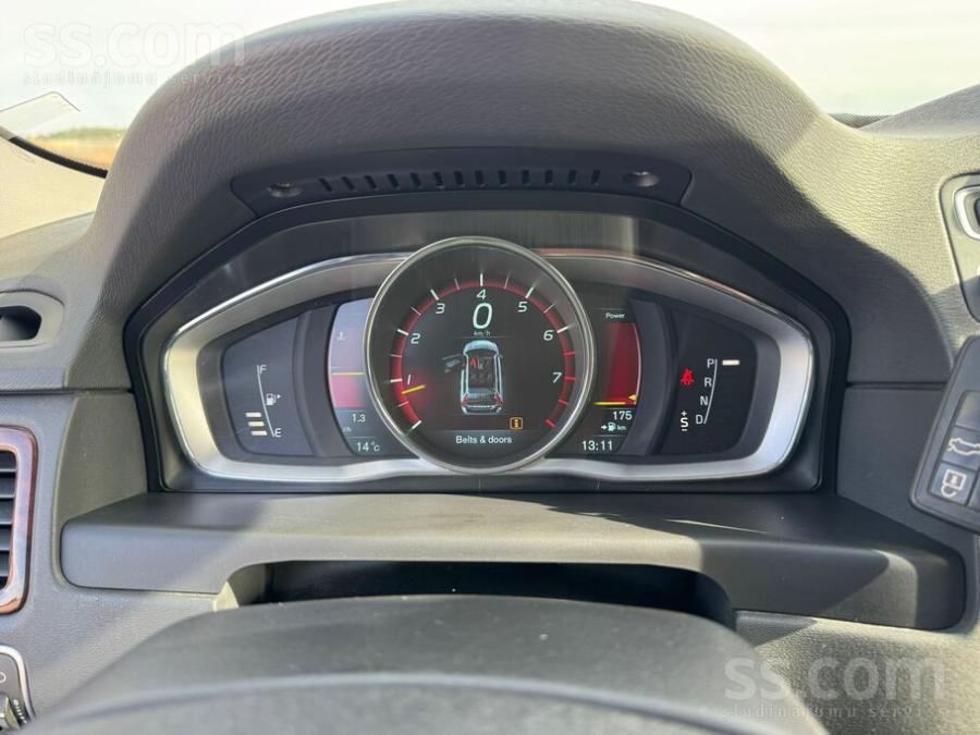 Blue Volvo V70 2013 in Riga, with an engine capacity of 2.00 L and mileage of 0 thousand km for 4599 €, photo 16 on AUTOMOTO.COM.LV