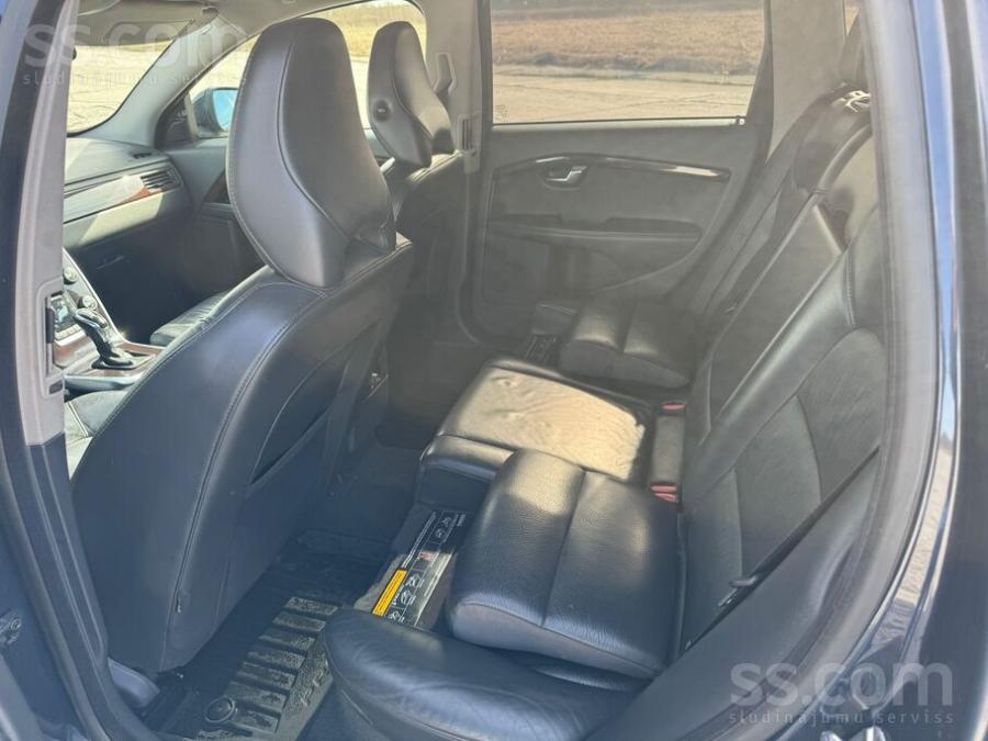 Blue Volvo V70 2013 in Riga, with an engine capacity of 2.00 L and mileage of 0 thousand km for 4599 €, photo 30 on AUTOMOTO.COM.LV