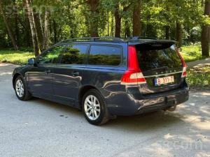 Zils Volvo V70 2013 Rīga, ar dzinēja tilpumu 2.00 L un nobraukumu 0 tūkst. km par 4699 €, foto 4 vietnē AUTOMOTO.COM.LV