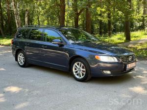 Zils Volvo V70 2013 Rīga, ar dzinēja tilpumu 2.00 L un nobraukumu 0 tūkst. km par 4699 €, foto 8 vietnē AUTOMOTO.COM.LV