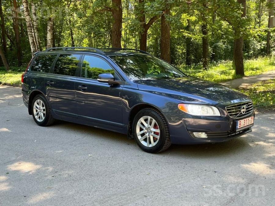 Zils Volvo V70 2013 Rīga, ar dzinēja tilpumu 2.00 L un nobraukumu 0 tūkst. km par 4699 €, foto 8 vietnē AUTOMOTO.COM.LV