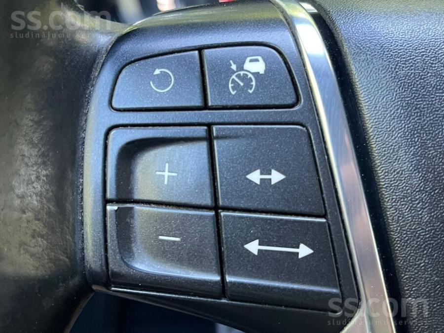 Zils Volvo V70 2013 Rīga, ar dzinēja tilpumu 2.00 L un nobraukumu 0 tūkst. km par 4699 €, foto 18 vietnē AUTOMOTO.COM.LV
