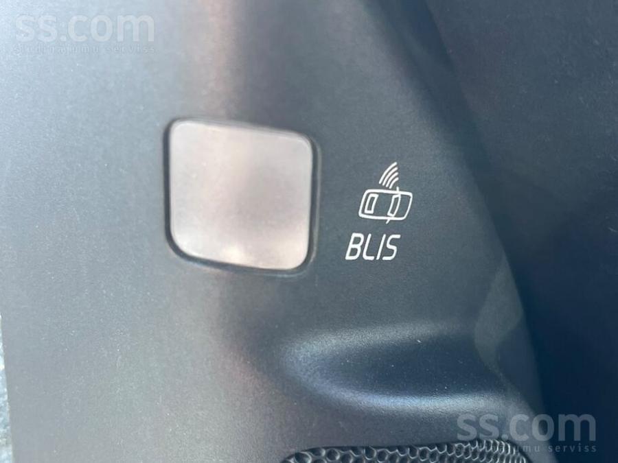 Zils Volvo V70 2013 Rīga, ar dzinēja tilpumu 2.00 L un nobraukumu 0 tūkst. km par 4699 €, foto 21 vietnē AUTOMOTO.COM.LV