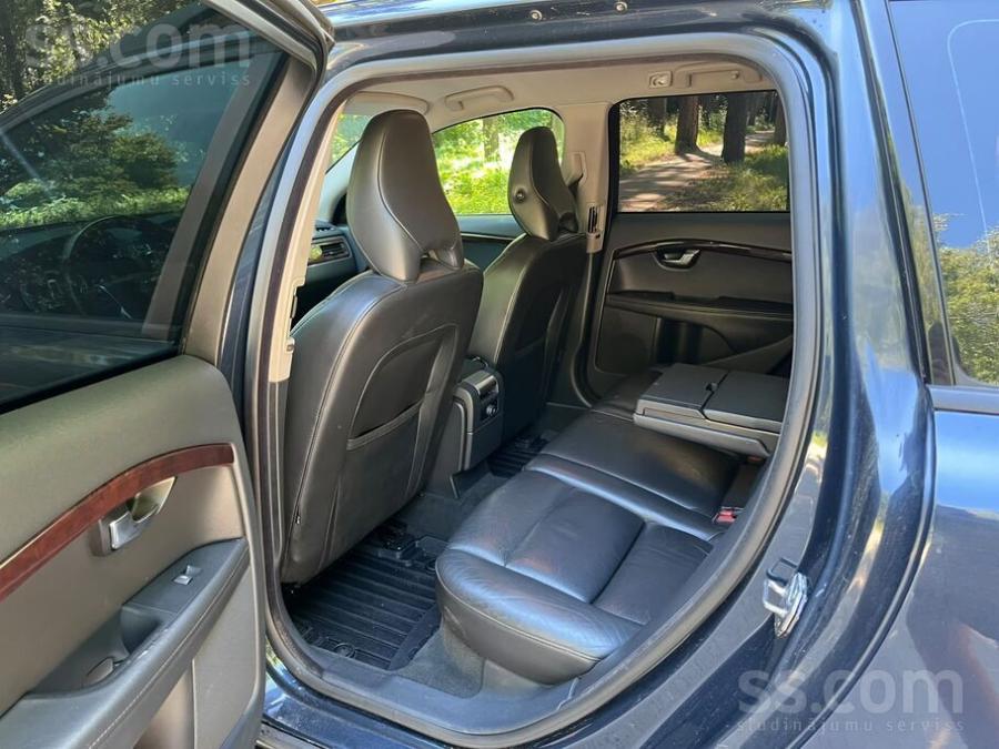 Zils Volvo V70 2013 Rīga, ar dzinēja tilpumu 2.00 L un nobraukumu 0 tūkst. km par 4699 €, foto 30 vietnē AUTOMOTO.COM.LV