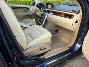 Zils Volvo V70 2013 Rīga, ar dzinēja tilpumu 2.00 L un nobraukumu 283 tūkst. km par 6750 €, foto 20 vietnē AUTOMOTO.COM.LV