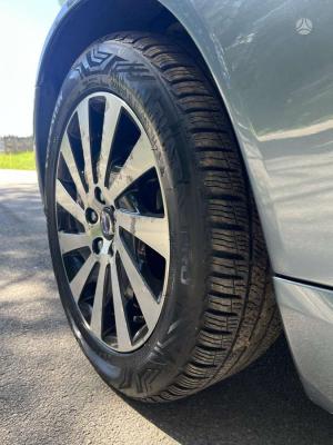 Zils Volvo V70 2013 Viļņa, ar dzinēja tilpumu 1.56 L un nobraukumu 281 tūkst. km par 6750 €, foto 12 vietnē AUTOMOTO.COM.LV