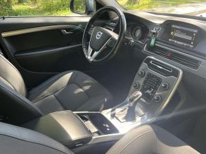 Zils Volvo V70 2013 Viļņa, ar dzinēja tilpumu 1.56 L un nobraukumu 281 tūkst. km par 6750 €, foto 18 vietnē AUTOMOTO.COM.LV