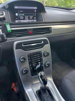 Zils Volvo V70 2013 Viļņa, ar dzinēja tilpumu 1.56 L un nobraukumu 281 tūkst. km par 6750 €, foto 33 vietnē AUTOMOTO.COM.LV