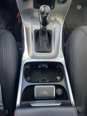 Zils Volvo V70 2013 Viļņa, ar dzinēja tilpumu 1.56 L un nobraukumu 281 tūkst. km par 6750 €, foto 39 vietnē AUTOMOTO.COM.LV