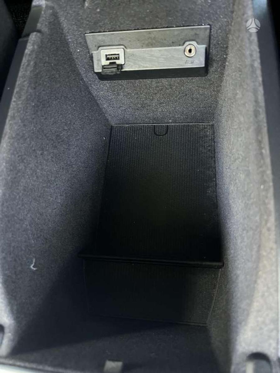 Zils Volvo V70 2013 Viļņa, ar dzinēja tilpumu 1.56 L un nobraukumu 281 tūkst. km par 6750 €, foto 41 vietnē AUTOMOTO.COM.LV