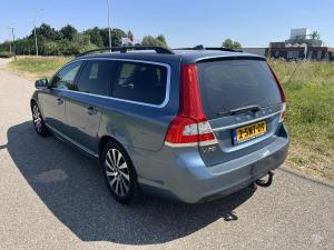 Zils Volvo V70 2013 Viļņa, ar dzinēja tilpumu 1.56 L un nobraukumu 281 tūkst. km par 6750 €, foto 54 vietnē AUTOMOTO.COM.LV