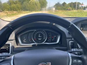 Zils Volvo V70 2013 Viļņa, ar dzinēja tilpumu 1.56 L un nobraukumu 281 tūkst. km par 6750 €, foto 57 vietnē AUTOMOTO.COM.LV