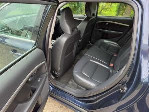 Blue Volvo V70 2013 in Kaunas, with an engine capacity of 1.98 L and mileage of 279 thousand km for 5989 €, photo 12 on AUTOMOTO.COM.LV