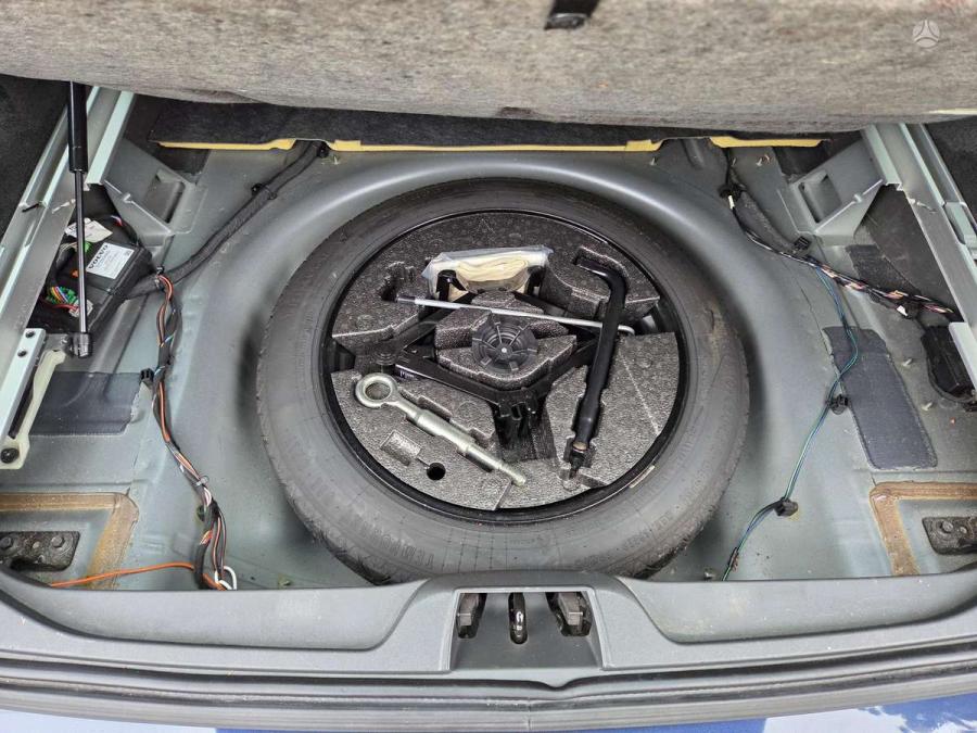 Blue Volvo V70 2013 in Kaunas, with an engine capacity of 1.98 L and mileage of 279 thousand km for 5989 €, photo 19 on AUTOMOTO.COM.LV