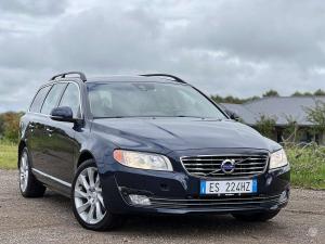 Blue Volvo V70 2013 in Utena, with an engine capacity of 1.98 L and mileage of 354 thousand km for 5990 €, photo 3 on AUTOMOTO.COM.LV