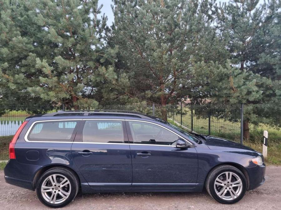 Zils Volvo V70 2013 Kauņa, ar dzinēja tilpumu 2.00 L un nobraukumu 300 tūkst. km par 5790 €, foto 7 vietnē AUTOMOTO.COM.LV